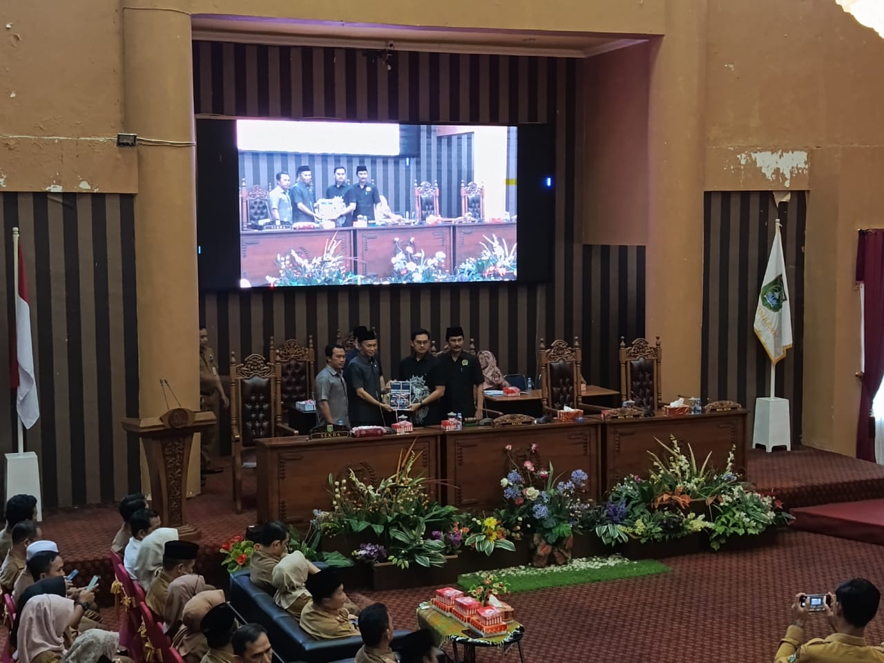 Penyampaian RPJPD Tahun 2025-2045 di Gedung DPRD Tanbu